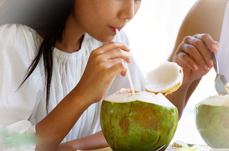 Sai lầm tai hại khi uống nước dừa biến dinh dưỡng thành chất độc, càng ...