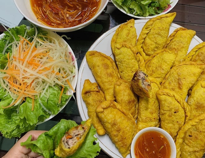 Cách làm bánh gối vỏ giòn bằng nồi chiên không dầu