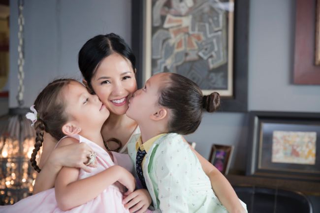 Lộ nguyên nhân Hồng Nhung ly hôn chồng Tây và mức chu cấp đặc biệt