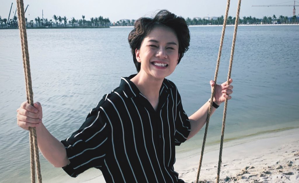 Bảo Hân Về nhà đi con gây bão với khả năng đàn hát hay miễn bàn