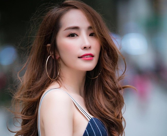 Không chỉ trên phim, ngoài đời Quỳnh Nga cũng đôi lần vướng vào các cuộc tình ồn ào
