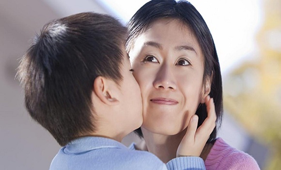 Con cái xuất sắc hay tự ti trong cuộc sống đều phụ thuộc vào 5 tính cách của người mẹ