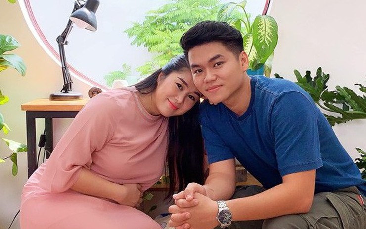 Phản ứng của ông xã Lê Phương khi chứng kiến cảnh vợ âu yếm người khác