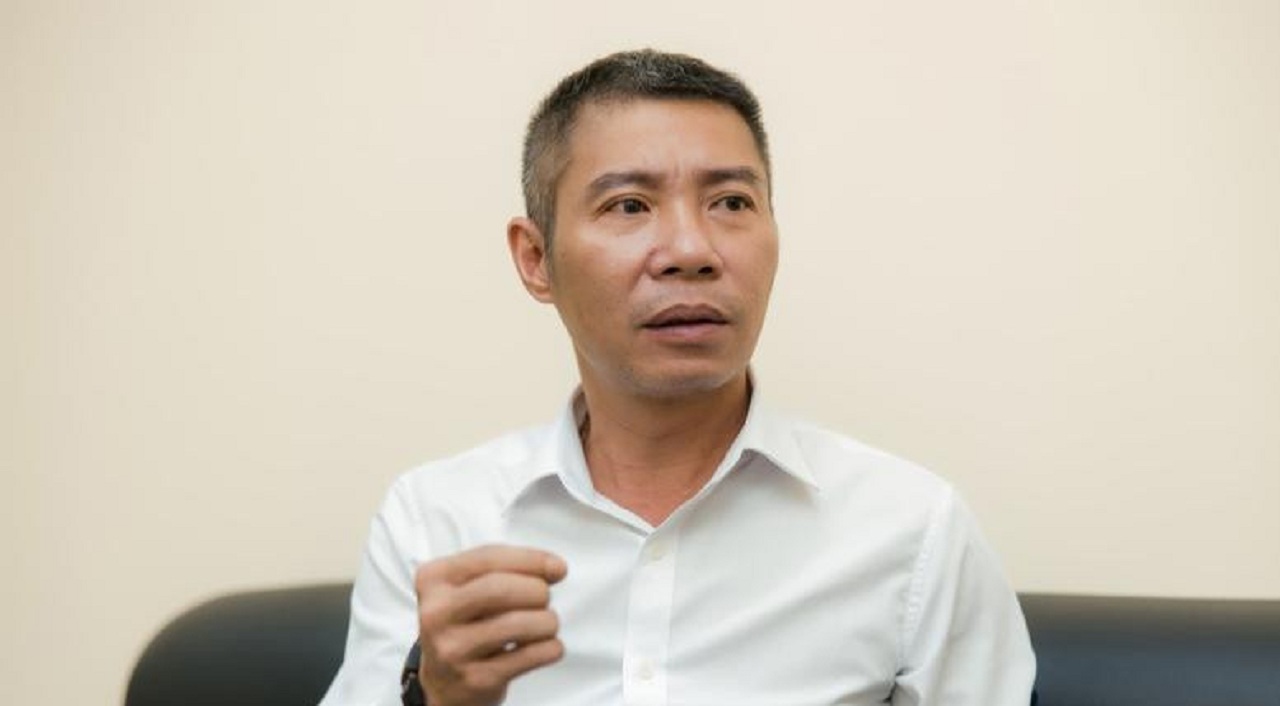 Bà xã NS Công Lý tiết lộ tình hình sức khỏe hiện tại của chồng sau khi bị ngã tại nhà