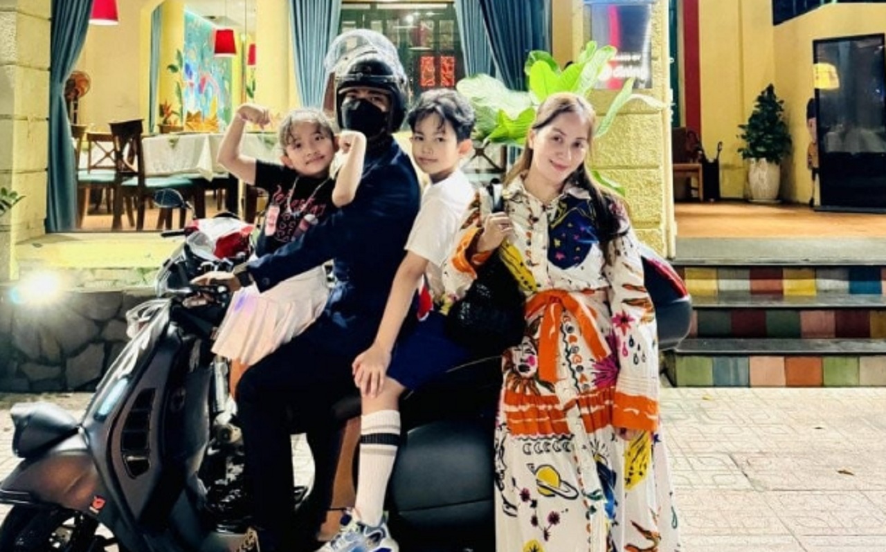 Khánh Thi đang mang bầu con thứ 4, con gái còn tiết lộ luôn giới tính ...