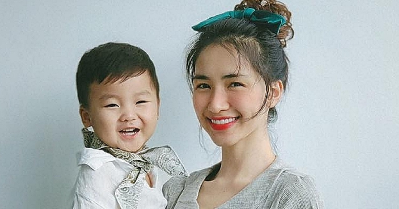 Hoà Minzy tiết lộ con trai cảm thấy khó chịu khi người lạ làm việc này